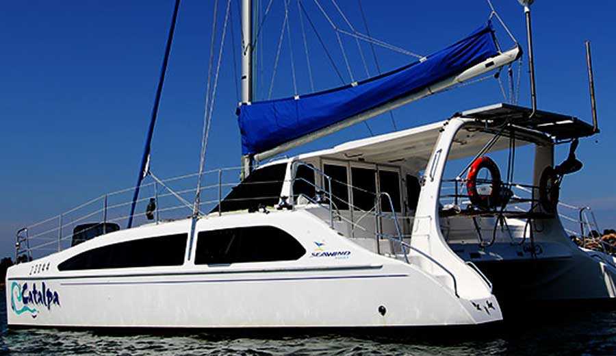 Catalpa - Private Boat Hire on Sydney Harbour